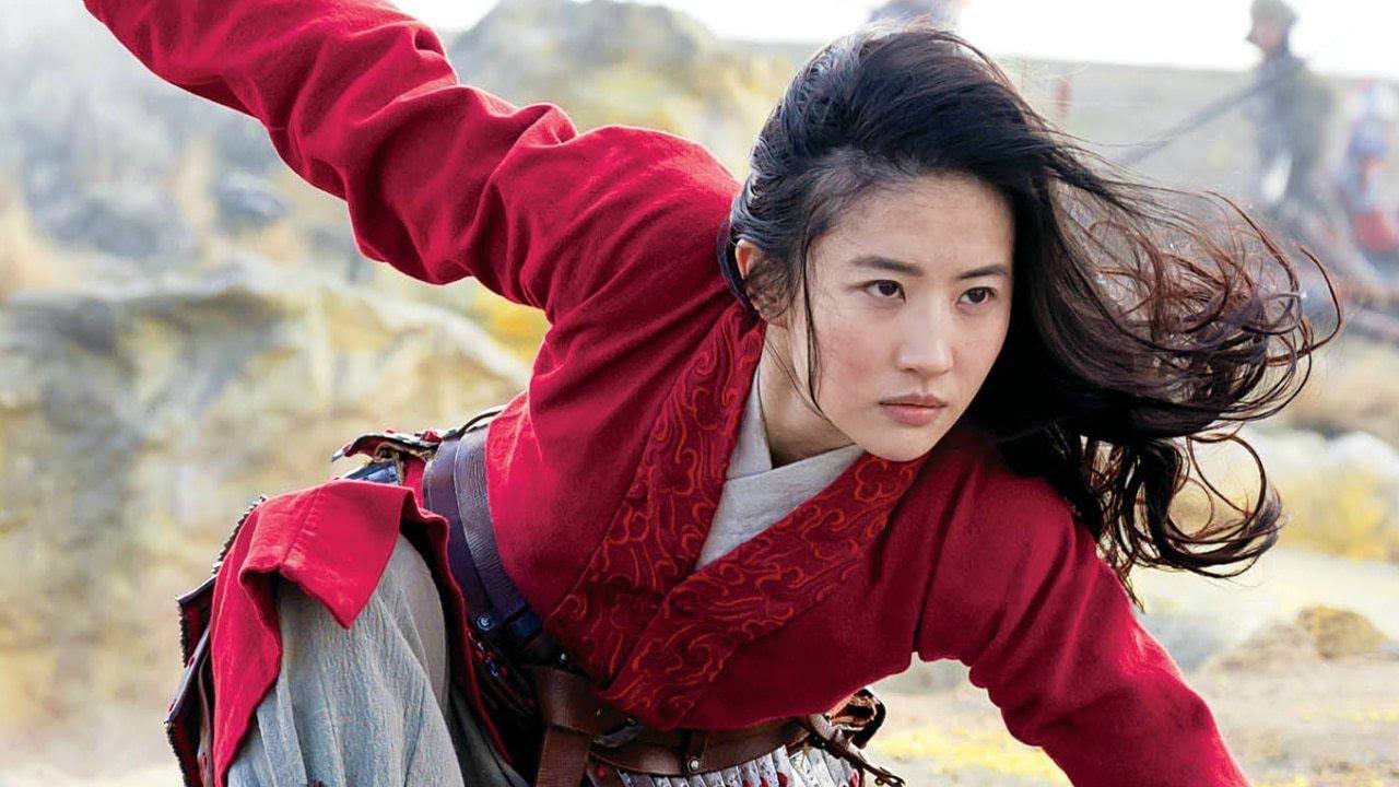 Mulan, la recensione del film Disney ispirato alla leggenda cinese