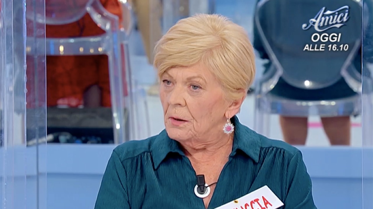 Uomini e Donne, Pinuccia al limite con Tina Cipollari: ''Sei ...