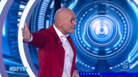 Grande Fratello Vip: scontro di fuoco in diretta tra Sara Manfuso e ...