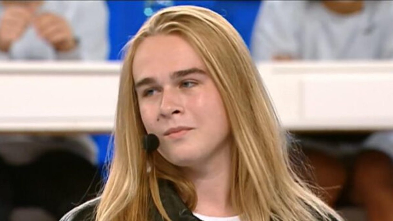 Amici 22, l'amaro sfogo di Aaron: "Angelina non mi stima artisticamente ...