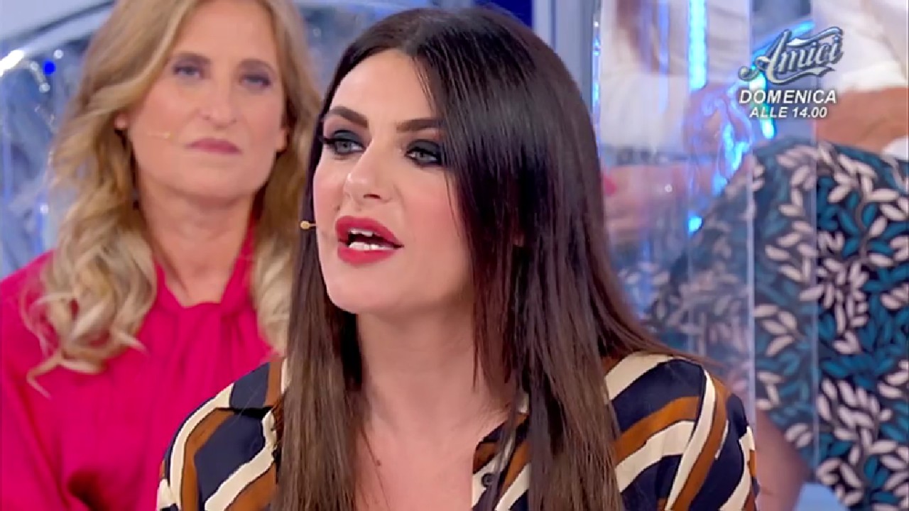 Uomini e Donne, Gloria Nicoletti sbotta contro Riccardo Guarnieri: "Sei ...