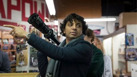 Trap: M. Night Shyamalan firma un accordo con Warner Bros. e rivela i ...