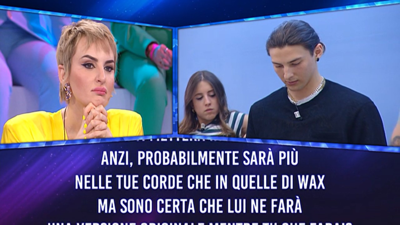 Amici 22, guanto di sfida per Cricca da Arisa: Amici 22, guanto di sfida per Cricca da Arisa: