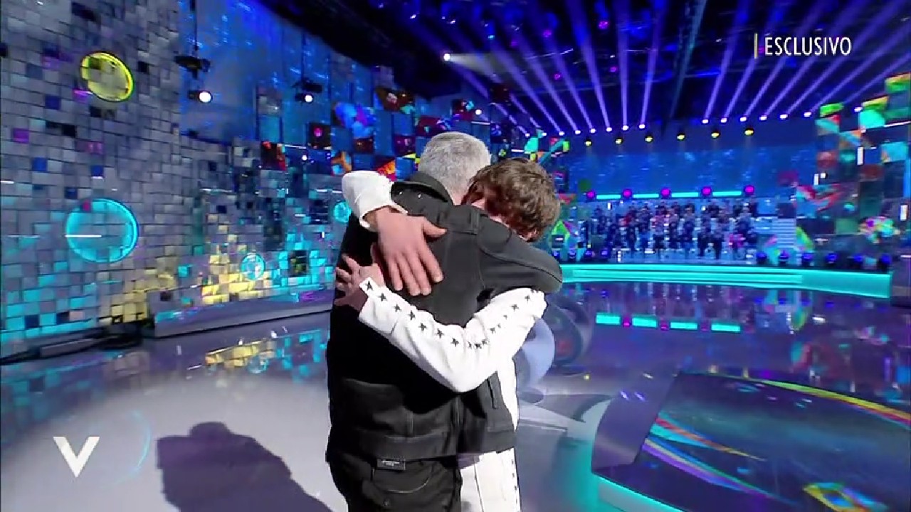 Verissimo, Samu Segreto e Beppe Fiorello: "Sono fiero di te e di quello ...