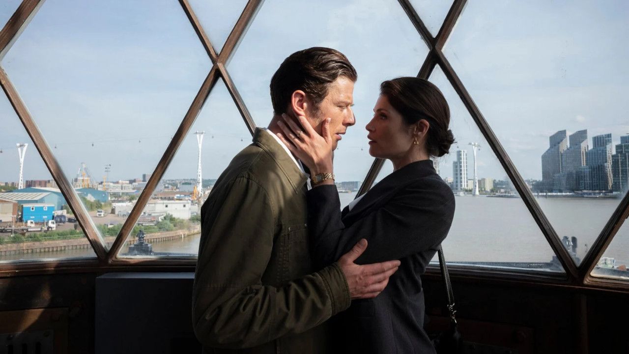 Caccia all'agente Freegard - Il thriller sull'incredibile storia vera ...