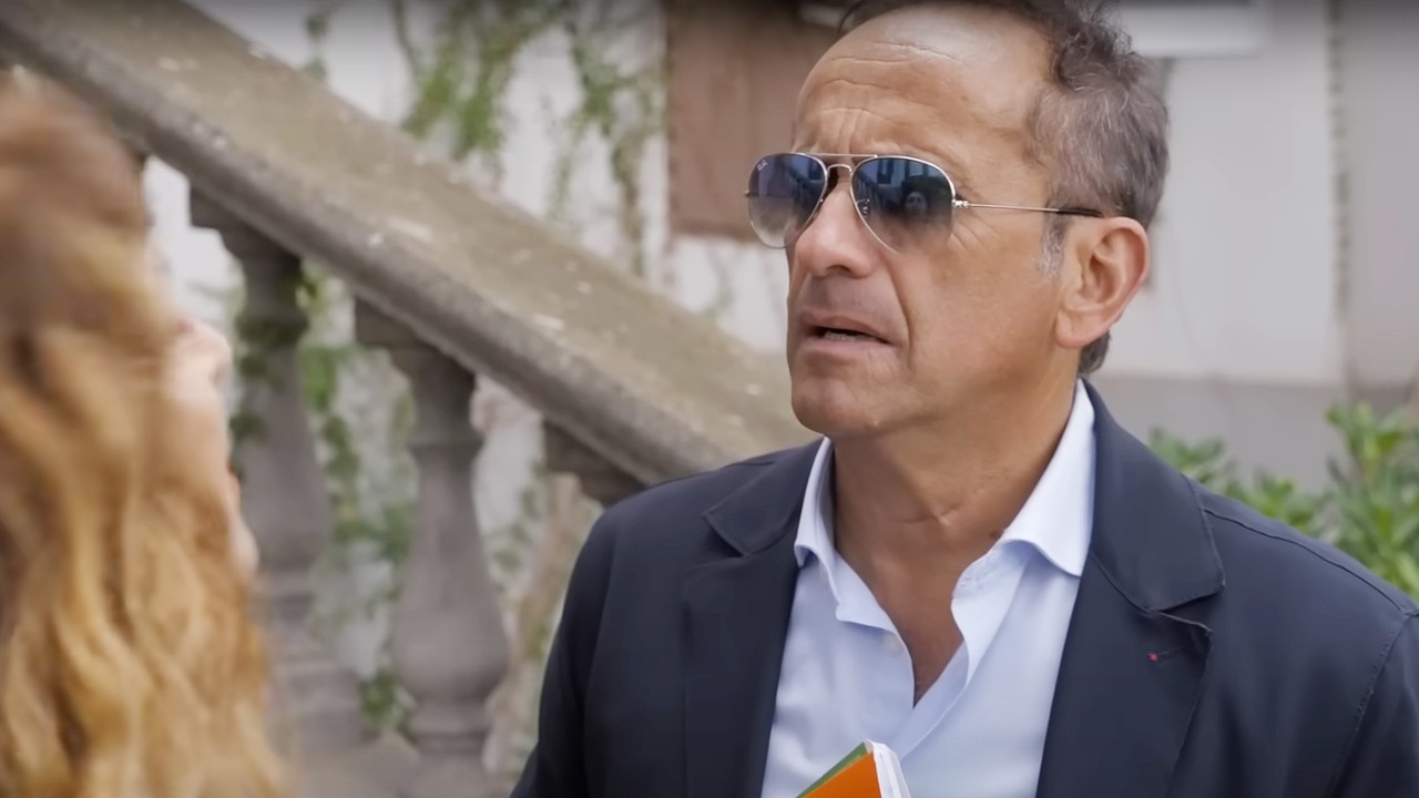 Mudù, risate, visite mediche e barzellette con Uccio De Santis