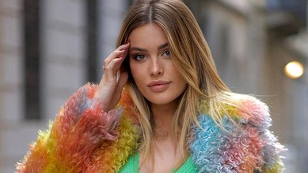 Sophie Codegoni | prima vacanza da mamma | a Capri conquista tutte con ...