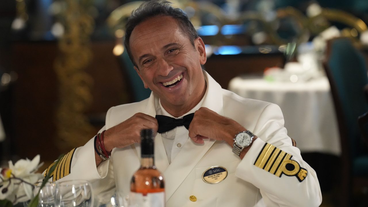 Mudù, amore e risate in crociera per Uccio De Santis e le sue barzellette