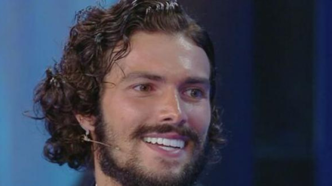 Isola dei Famosi, Gian Maria Sainato confessa: "Helena Prestes mi disse ...