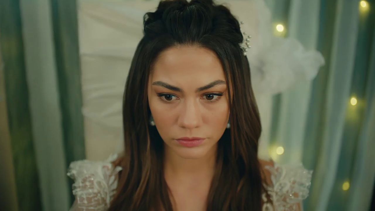 My Home My Destiny, Anticipazioni Puntata del 18 luglio 2023: Zeynep sposa Mehdi ma un'ombra ...