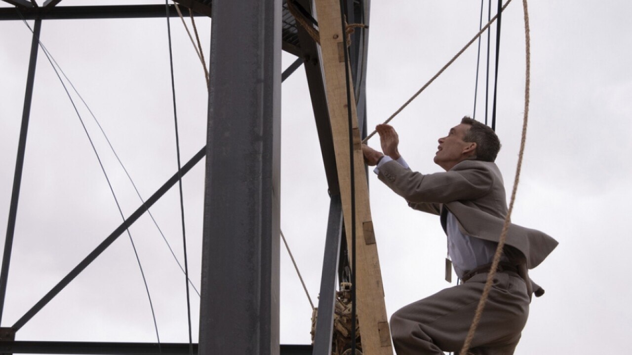 Oppenheimer - Come è stata ricreata la scena dell'esplosione della ...