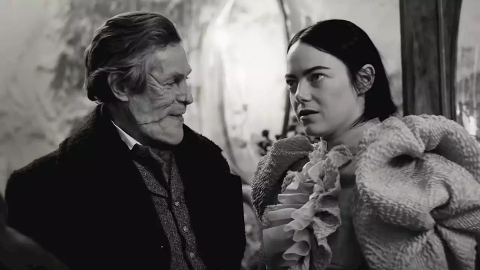 Povere Creature! - Emma Stone è pronta a tutto nel nuovo trailer del ...