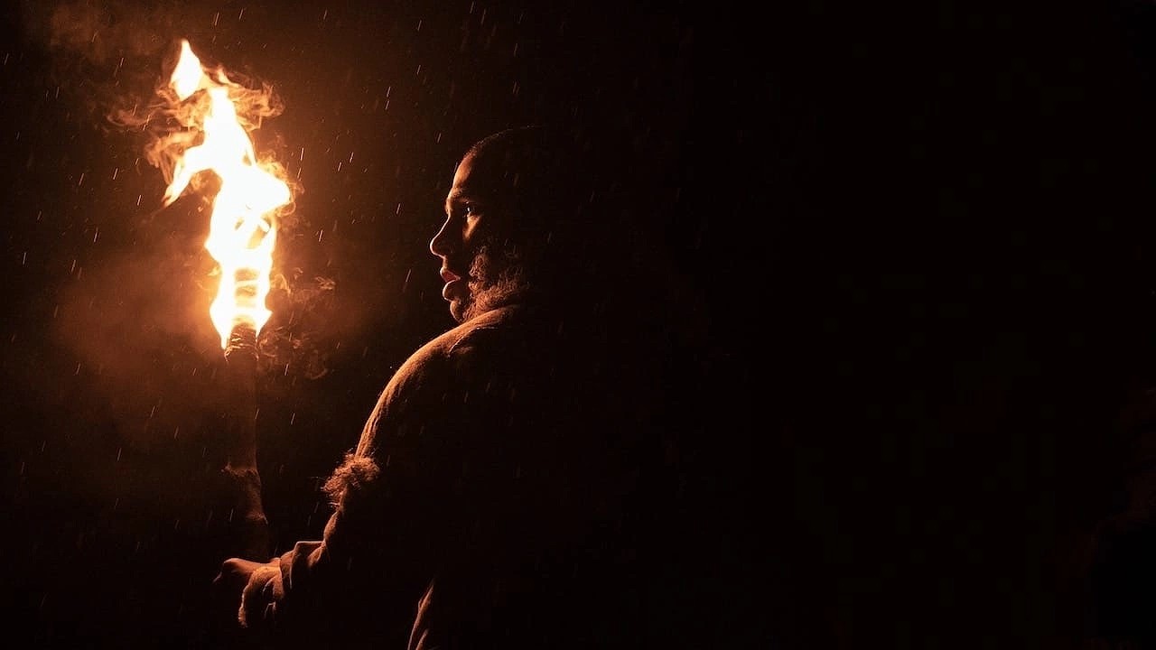 Horror all'età della pietra: il trailer di Out of Darkness