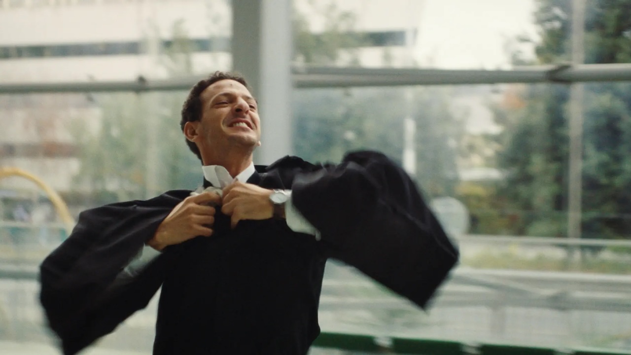 Una bugia per due: recensione della vivace commedia francese