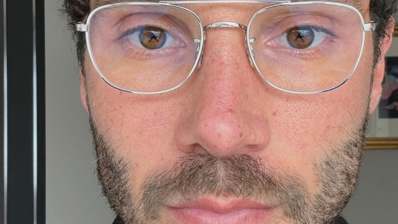 Stefano De Martino, spunta una Foto con una ragazza misteriosa: nuovo ...