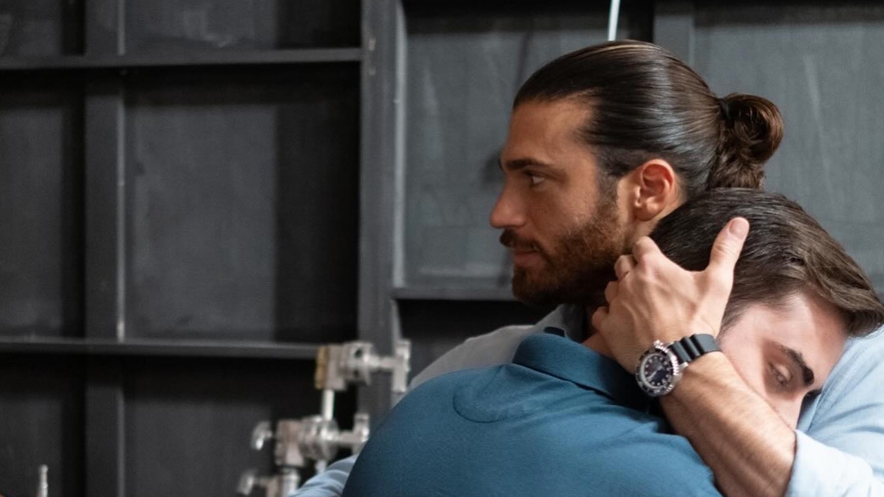 Can Yaman torna su Canale 5, ecco quando va in onda Viola come il Mare ...