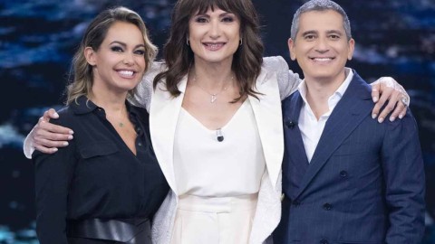 Isola dei Famosi: "Viene da rimpiangere i tempi in cui Antonella Elia e ...