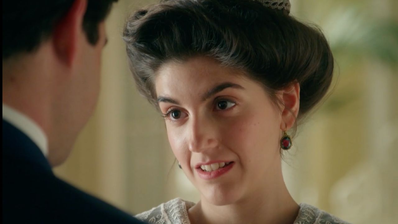 La Promessa Anticipazioni 14 giugno 2024: Jimena attira Manuel nel suo letto. Esplode la passione!