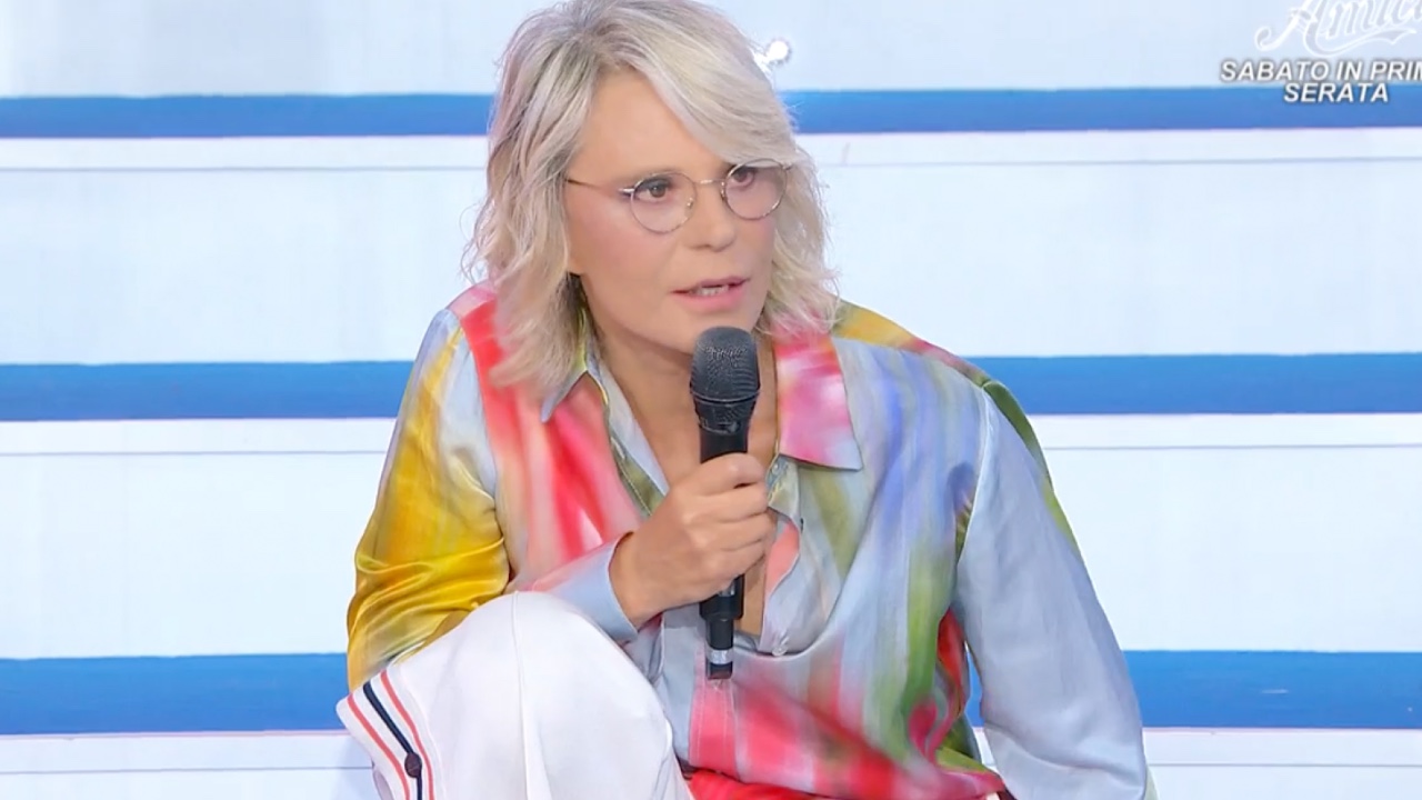 Uomini e Donne, Maria De Filippi ci riprova: a settembre un volto del ...