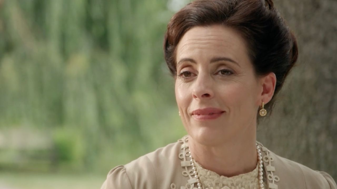 La Promessa Anticipazioni 16 luglio 2024: Margarita tormenta Lorenzo. Vuole le quote de La ...