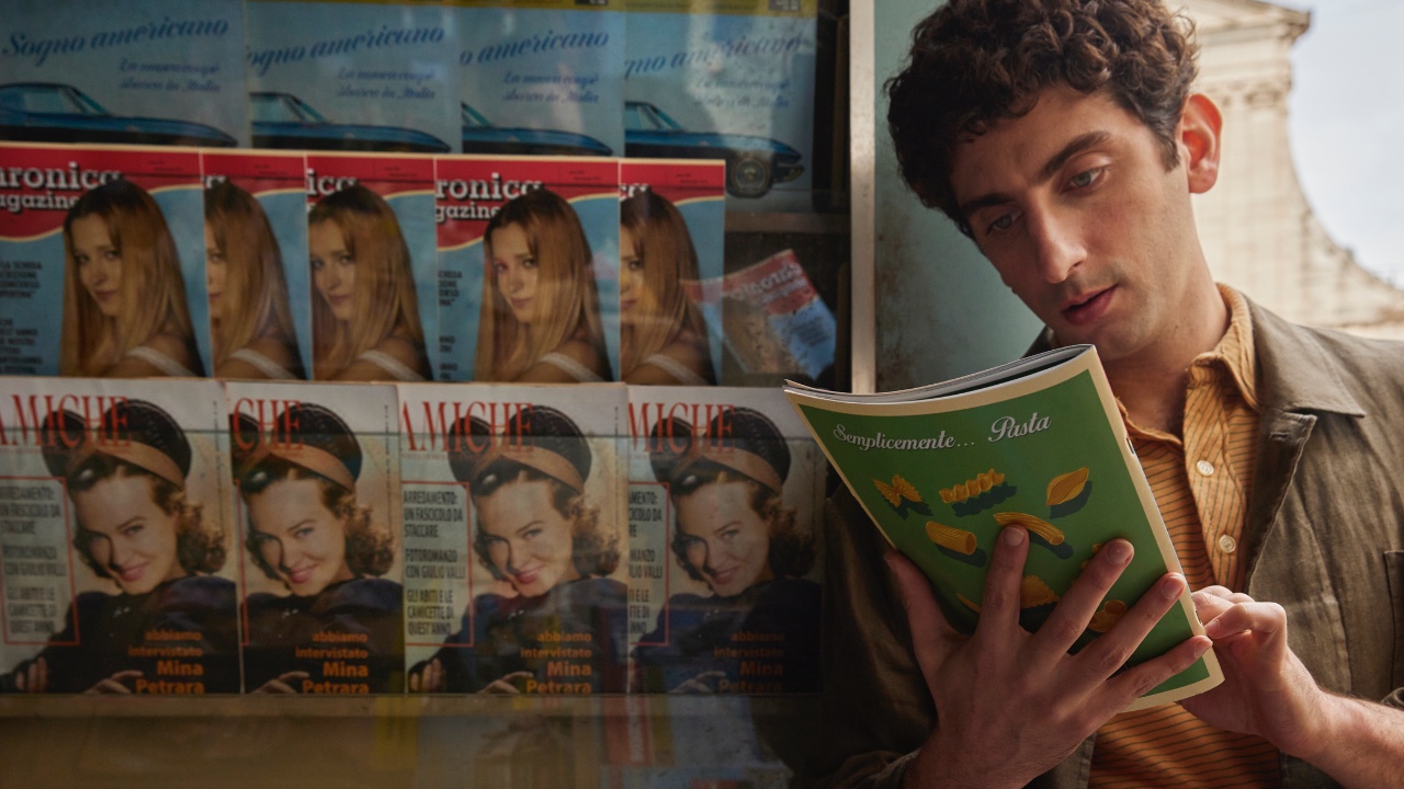 Diva Futura: la recensione del film di Giulia Steigerwalt in concorso ...