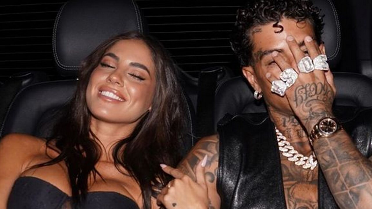 Tony Effe e Giulia De Lellis, il rapper regala all'influencer un anello ...