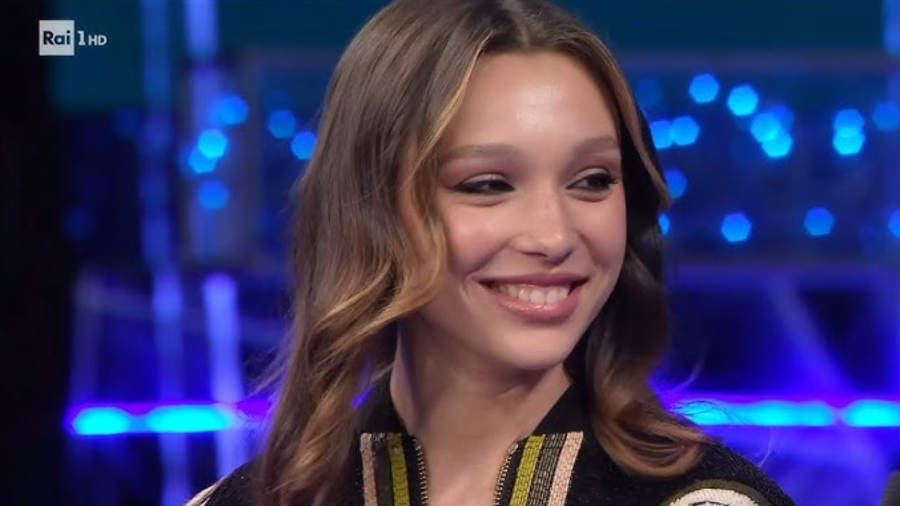 Sanremo 2025, Sarah confessa: "L'amore è un tasto dolente, Maria De ...