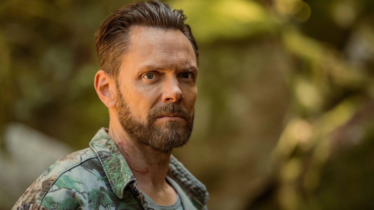Scream 7, Joel McHale stuzzica la curiosità dei fan sulla natura del ...