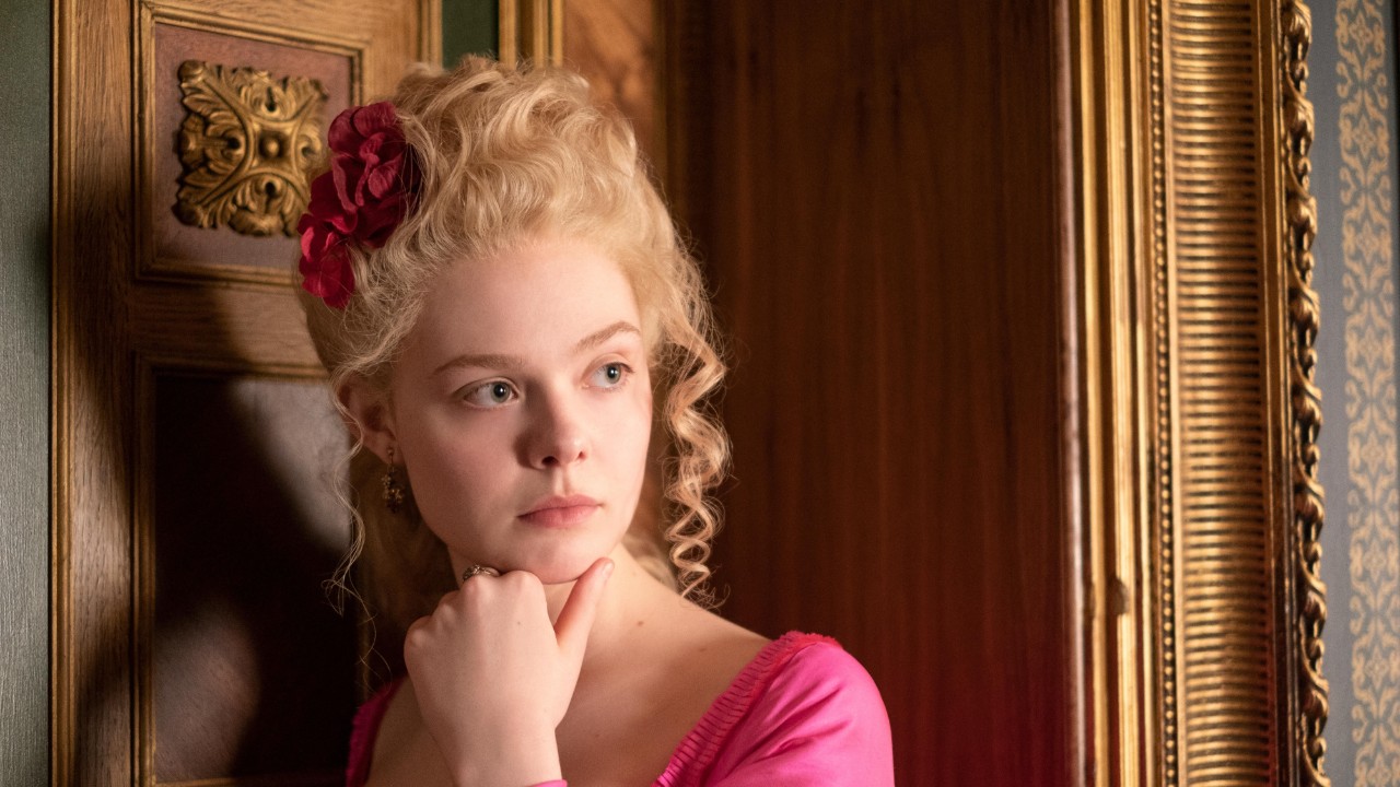 Elle Fanning potrebbe debuttare presto nel MCU: l'attrice sarebbe in ...
