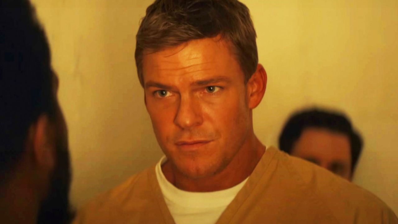 Motor City, Alan Ritchson è irriconoscibile nella prima immagine del ...