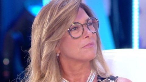 Grande Fratello, Roberta Beta rivela: "Gli autori mi scelsero proprio ...
