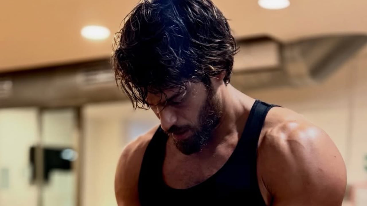 Can Yaman annuncia i suoi prossimi progetti: ''Sono molto emozionato''