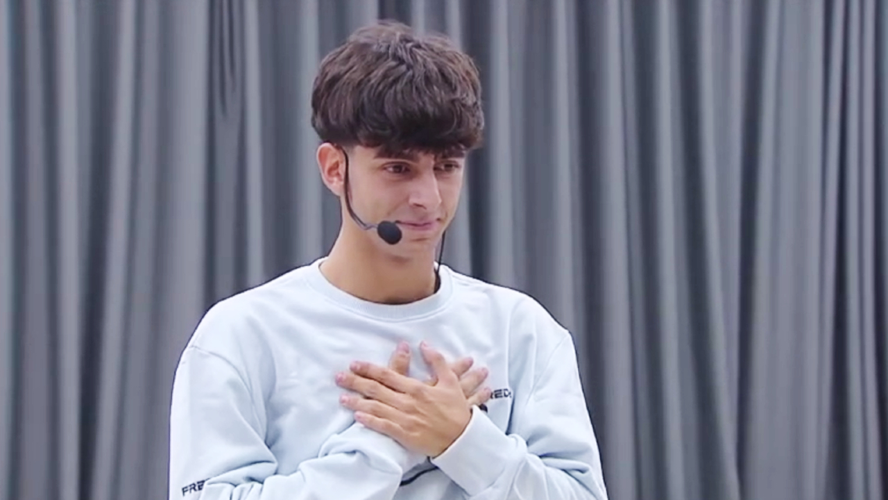 Amici 25: Chi è Alex Calu? Età, Origini, Instagram. Tutto sul Ballerino ...