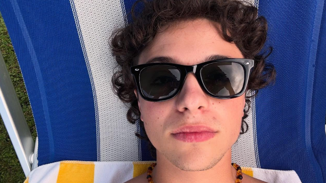 Amici 25: Chi è Lorenzo Salvetti? Età, Instagram, X-Factor. Tutto sul ...