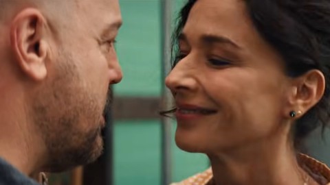 Solo Mio: Kevin James mollato sull'altare si consola a Roma con Nicole ...