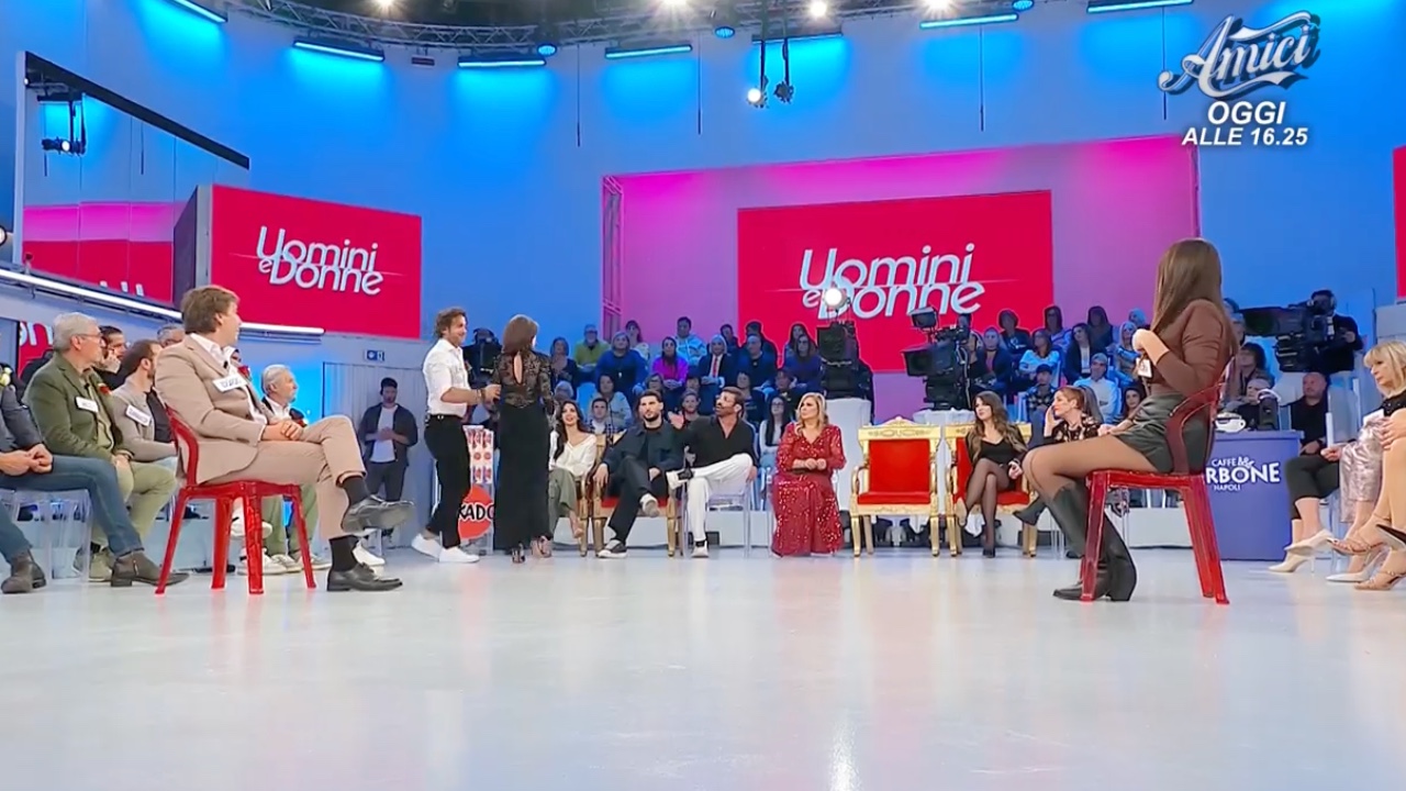 Uomini e Donne torna ufficialmente il 7 gennaio 2026 su Canale 5