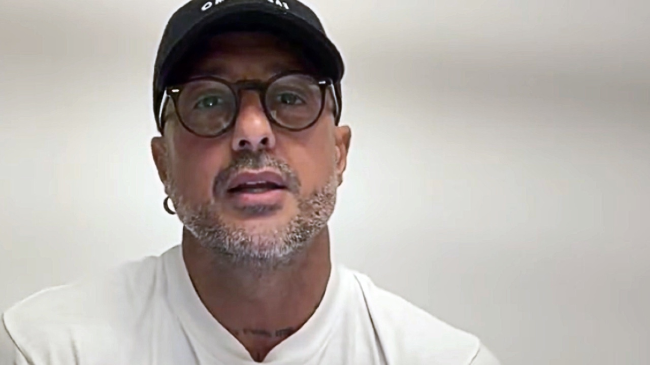 Fabrizio Corona, noto comico televisivo dalla sua parte: "Contento che ...