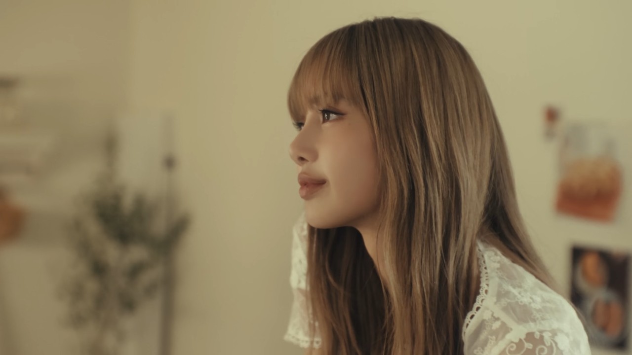 La popstar Lisa delle Blackpink sarà protagonista di una nuova rom-com ...