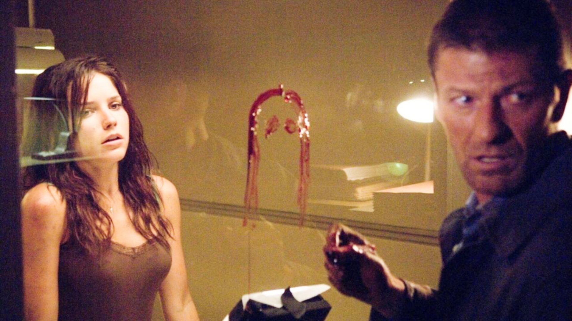 The Hitcher, una vacanza rilassante si trasforma in un terribile incubo ...