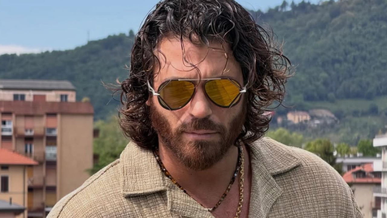 Can Yaman a Bergamo, folla impazzita per l'attore turco che ammette ...