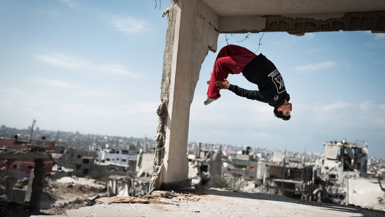 Yalla Parkour, acrobazie a Gaza: dal 13 maggio al cinema il doc della ...