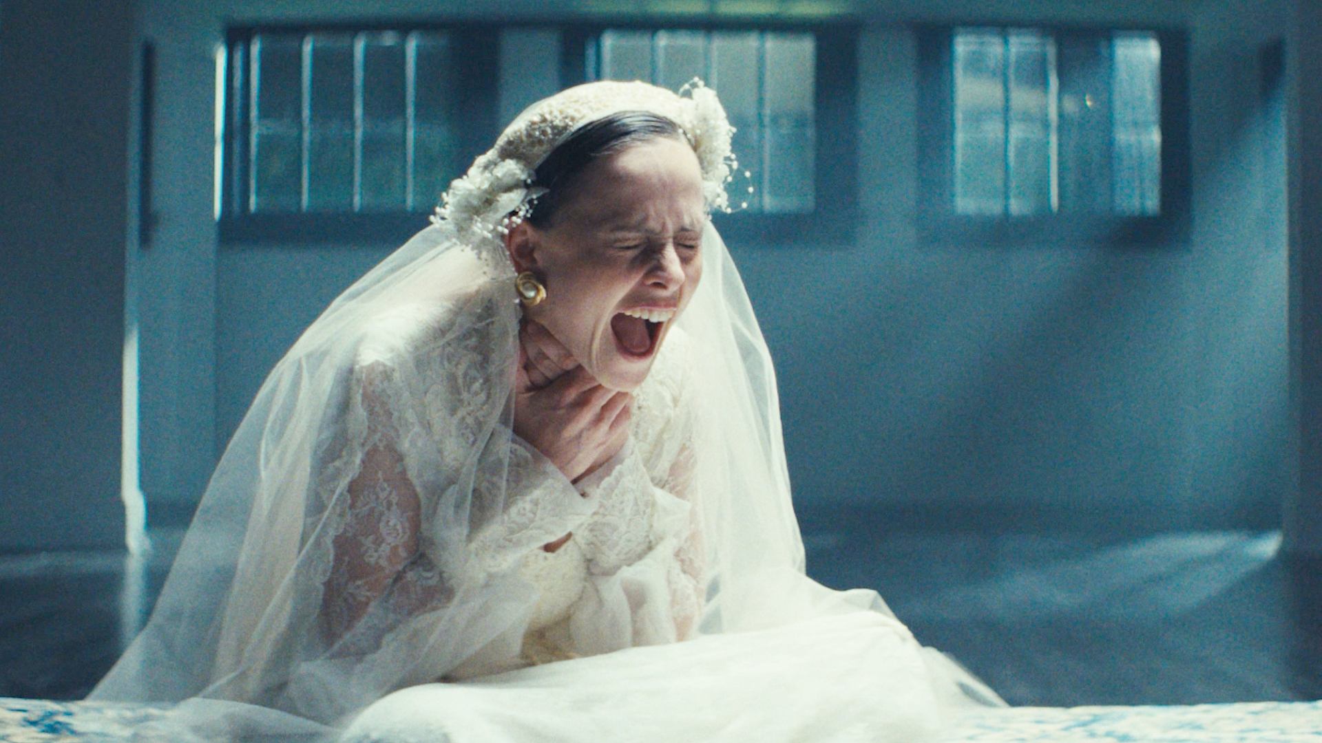 Marry Mary, il corto onirico di WeShort con Pauline Chalamet, da vedere ...