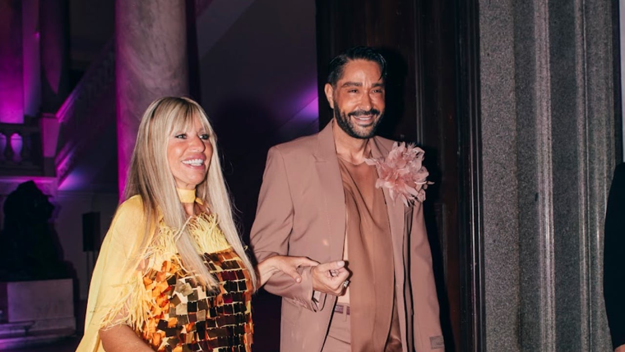 Alessandra Mussolini festeggia con il Plumage Party e con l’esibizione ...