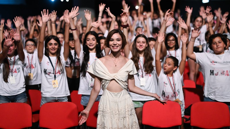 Bianca Panconi a Giffoni, intervista esclusiva all'attrice di Che Dio ...