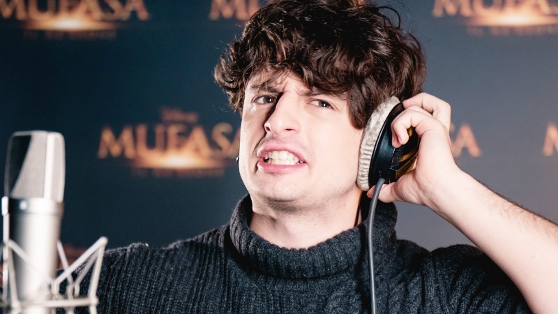 Mufasa - Il Re Leone è al cinema, nuova clip in italiano, Alberto ...