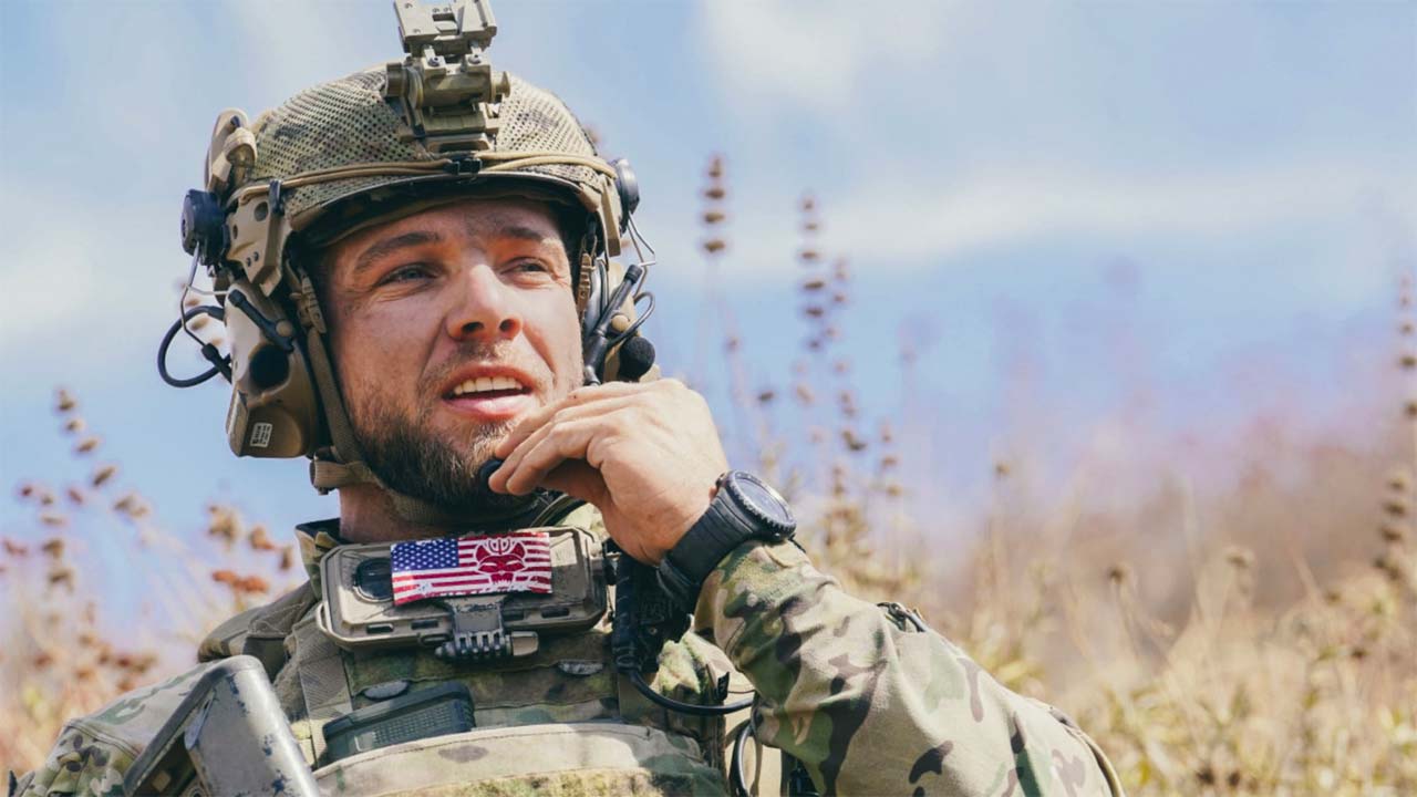 SEAL Team: Max Thieriot tornerà nella stagione 6, nonostante Fire Country