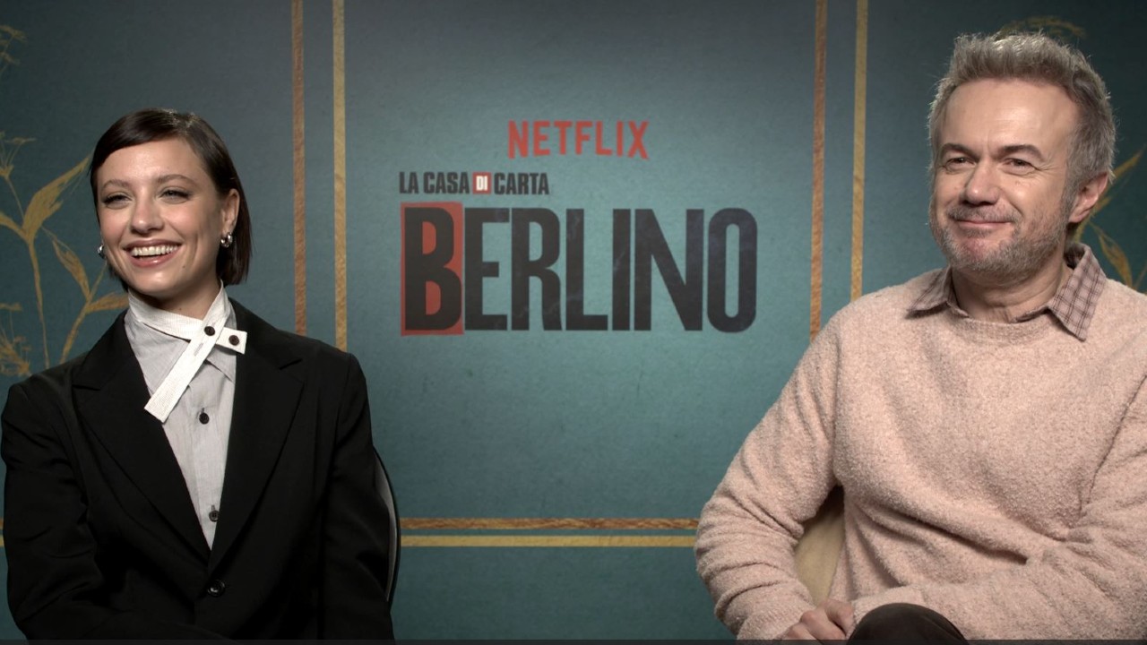 Berlino: La nostra video intervista a Tristán Ulloa e Michelle Jenner ...