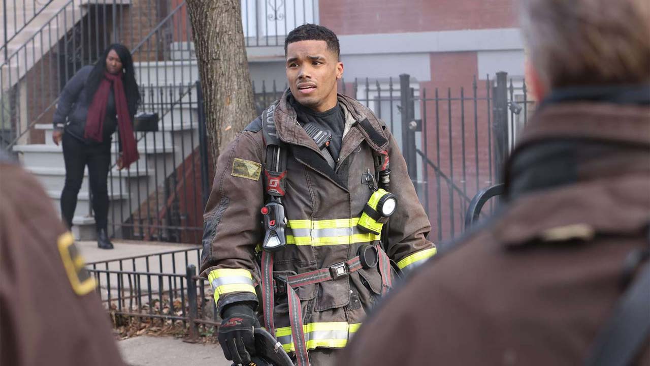 Rome Flynn fuori da Chicago Fire dopo soli 6 episodi