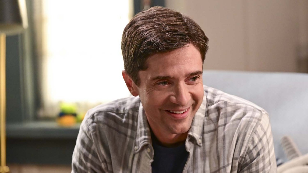 The Waterfront: Topher Grace si unisce al cast della serie Netflix di ...