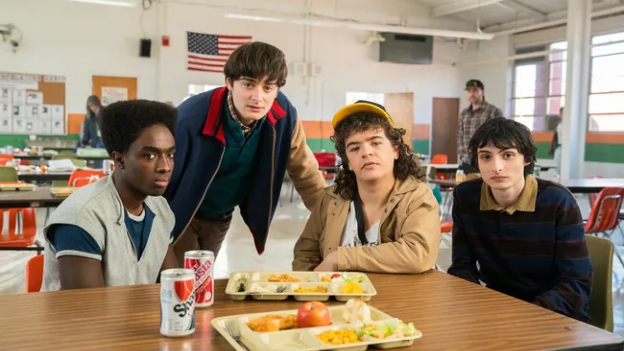 Stranger Things 5: Foto inedite dal set mostrano i nuovi look dei ...